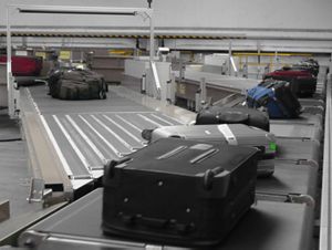How Does Airport Baggage Handling Work at William Gainey blog